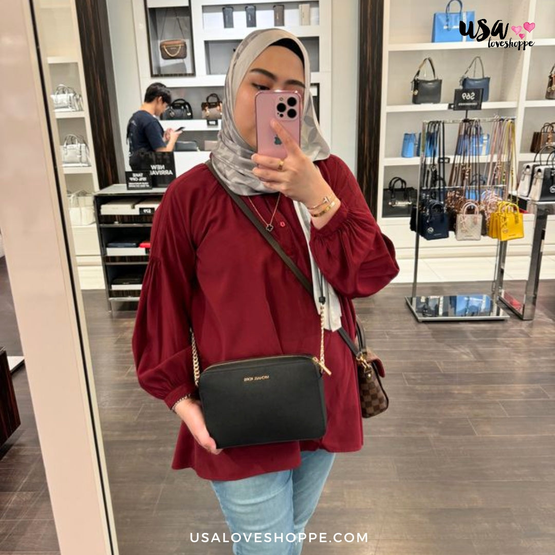 The Ultimate Score: Michael Kors Jet Set Crossbody Bag - Your Chic Com